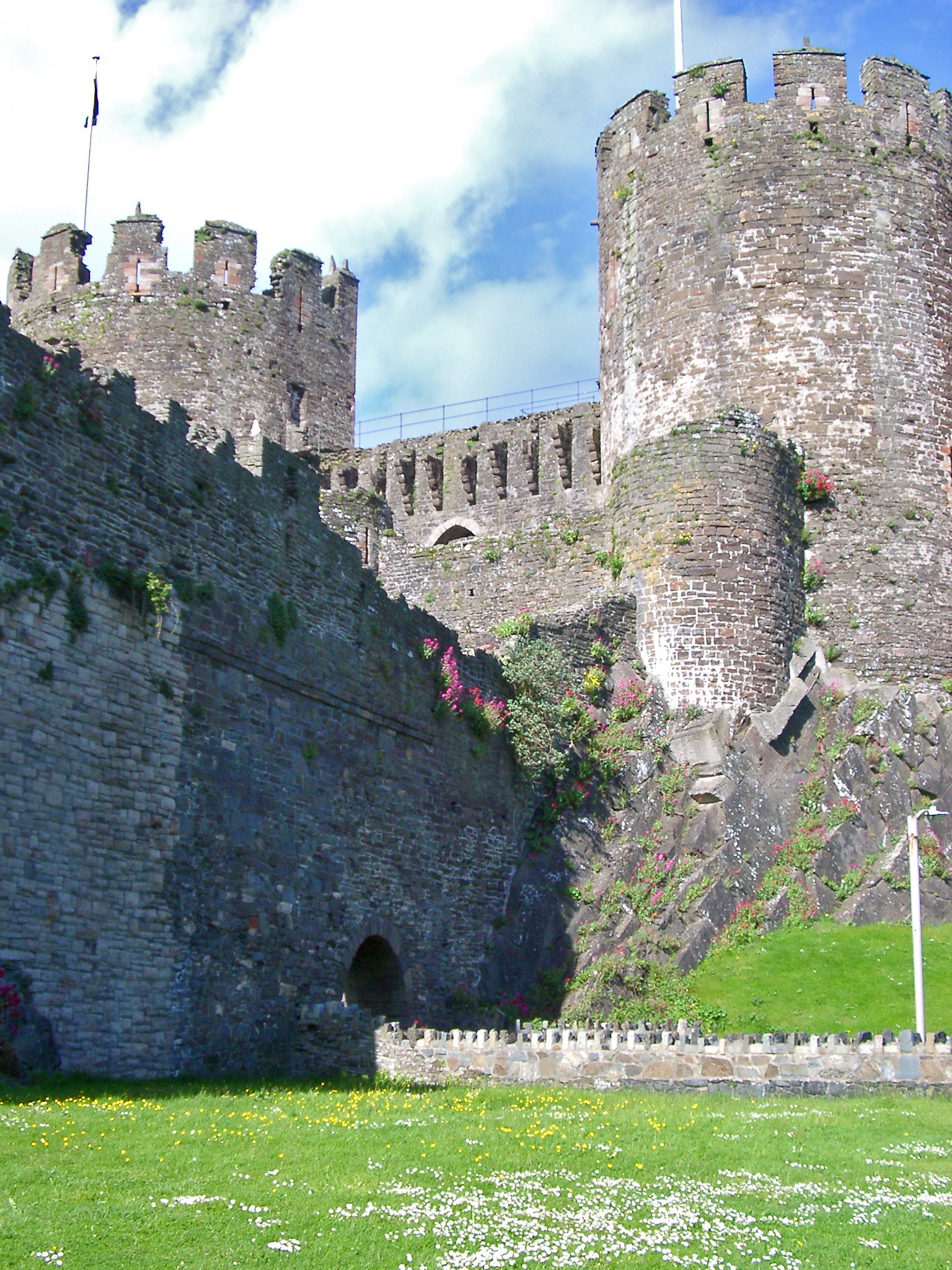 Free Stock photo of Historic Conway Castle Building in Wales ...